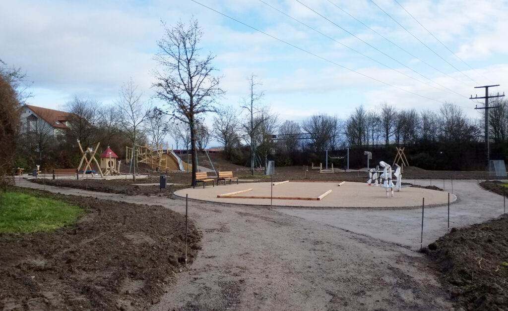 Projekt: Spielplatz „Vom Ei zum Huhn, vom Huhn zum Ei“ in Kehl-Sundheim ...